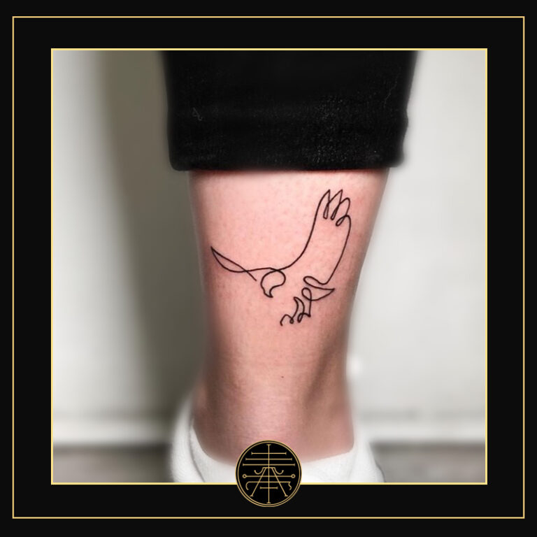 FINE LINE: el minimalismo en los tatuajes de línea fina - Tattoo Adicts